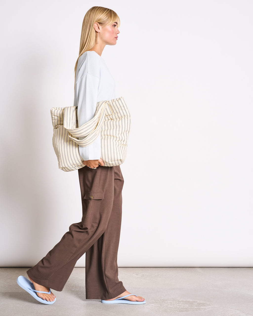 LIGHT KNIT JUMPER WILLIAMSBURG ICE BLUE GOTS – JAN 'N JUNE